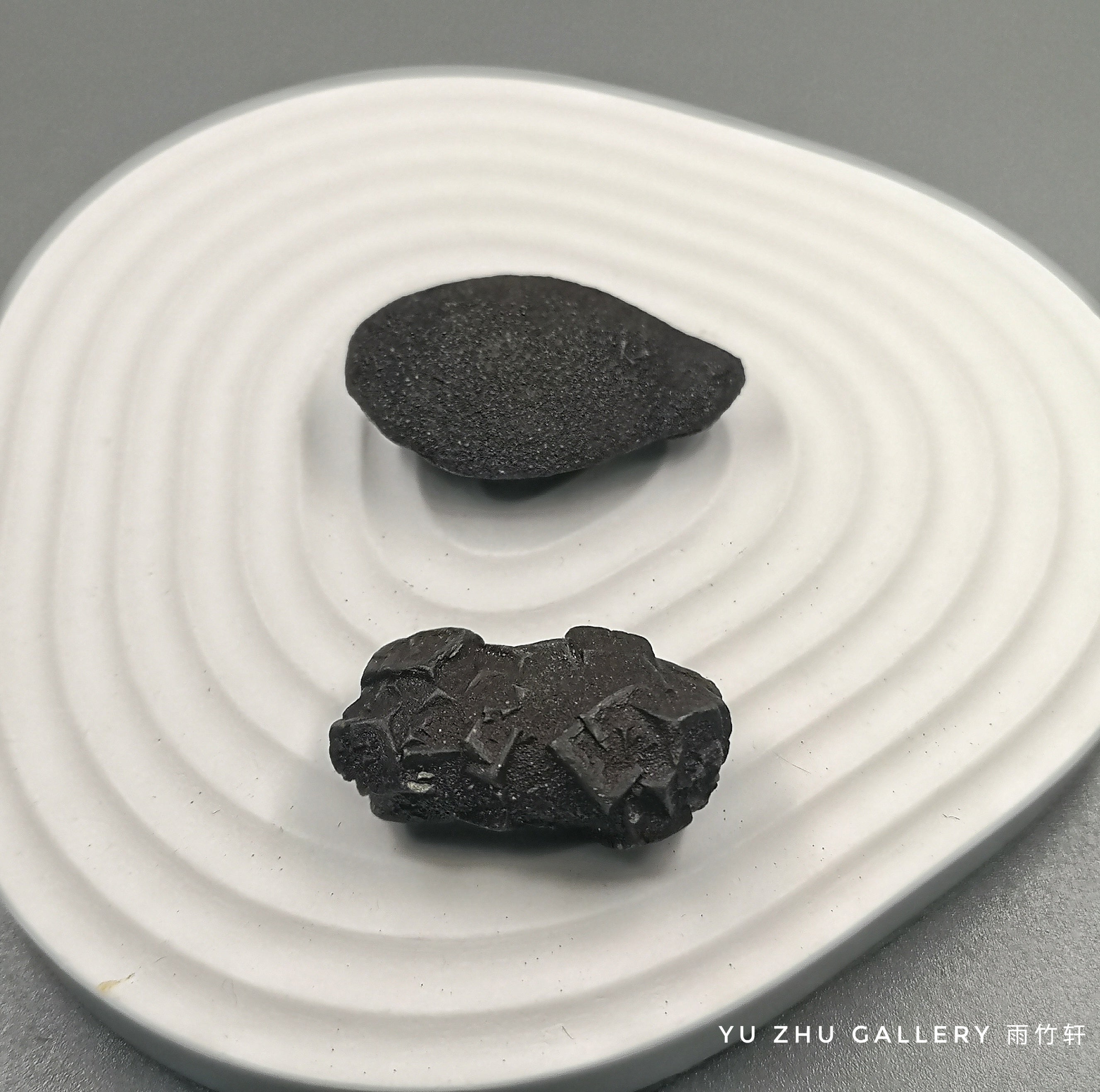 Boji Stone Pair (male+female) 30-35mm from USA – Yu Zhu Gallery 雨竹轩