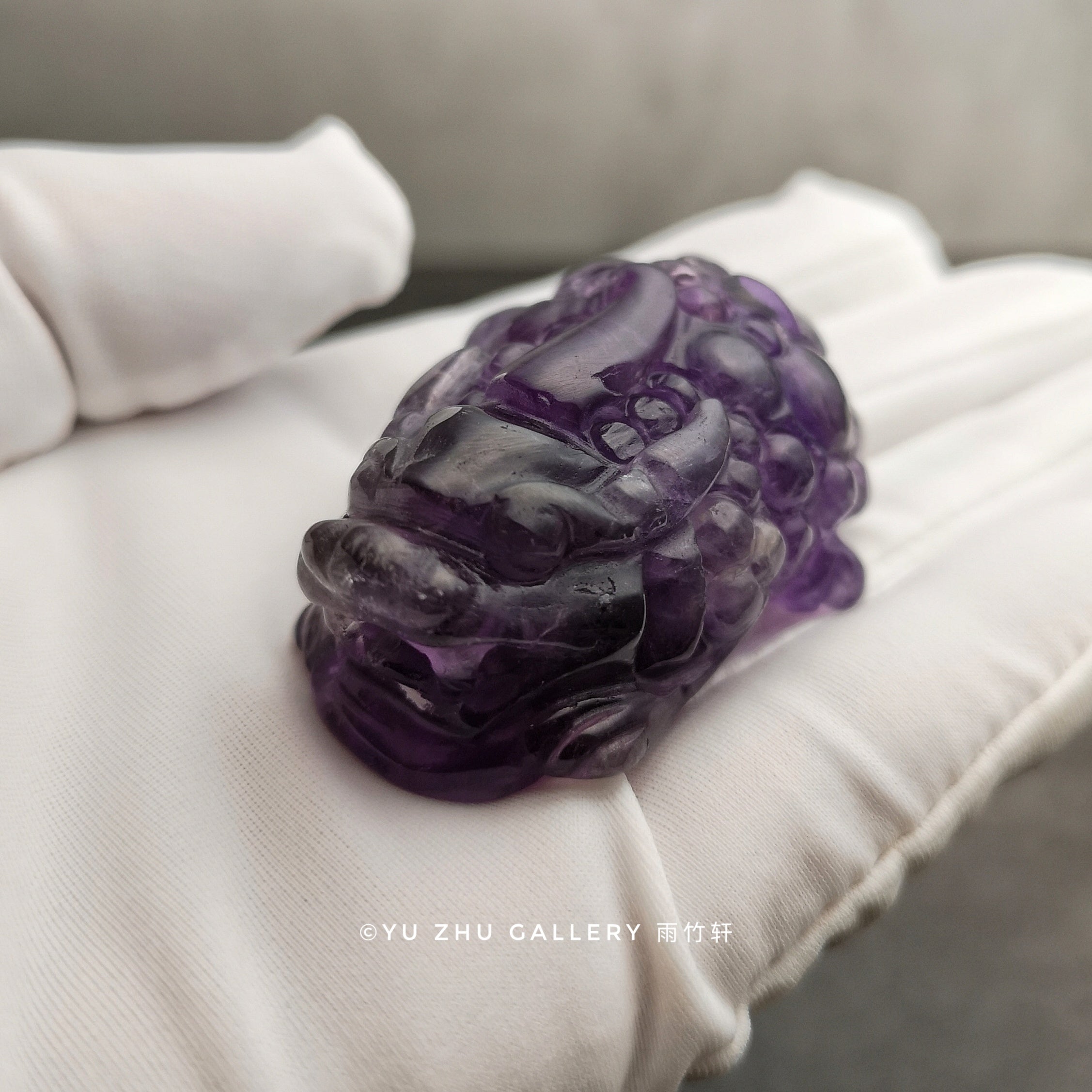 Amethyst Pi Xiu(Pi Yao) Carving 55mm*35mm*25mm – Yu Zhu Gallery 雨竹轩
